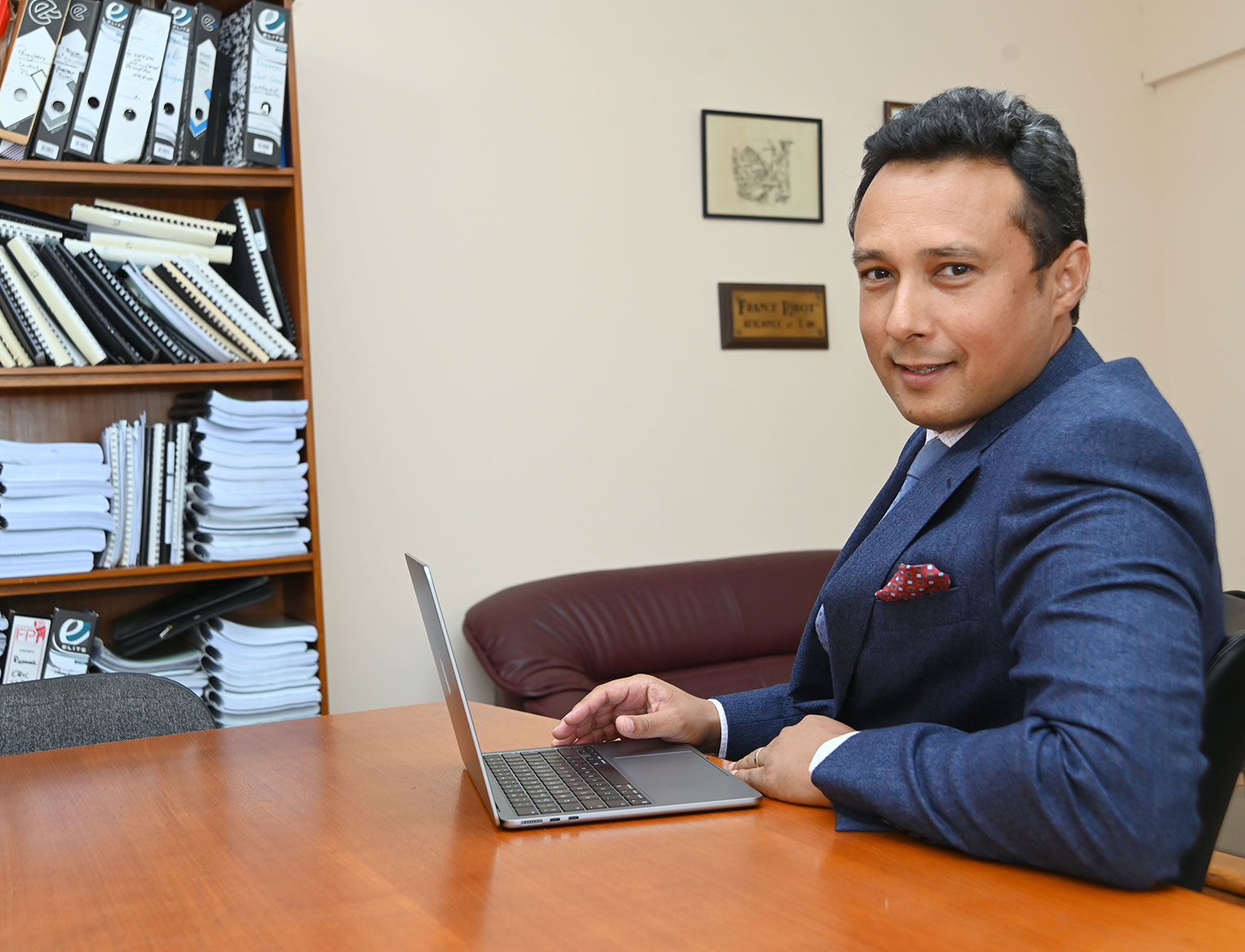 Une stratégie nationale pour la digitalisation du judiciaire - BIZWEEK